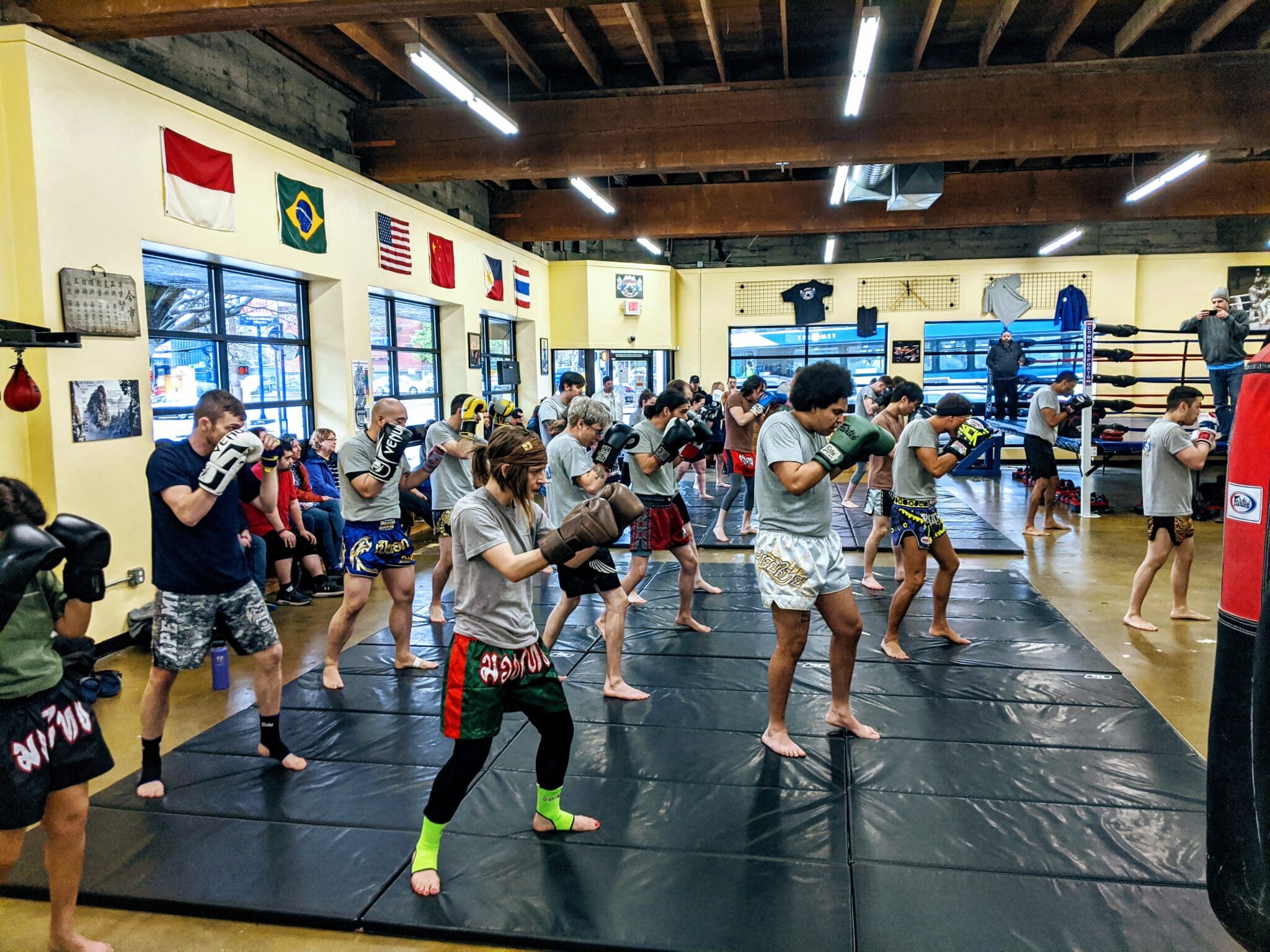 3 Top Muay Thai Fighters: their fighting styles & training routines ...